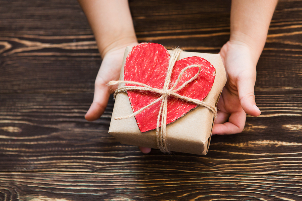 Six Ways to Give Back This Holiday Season - My Annapolis Office